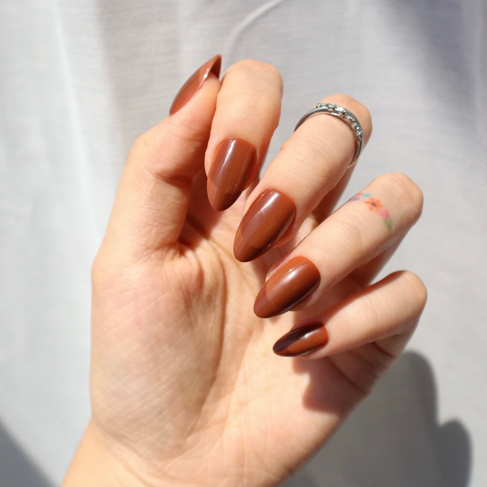Rich Roast - Short Almond Press-On | Nail Reformation